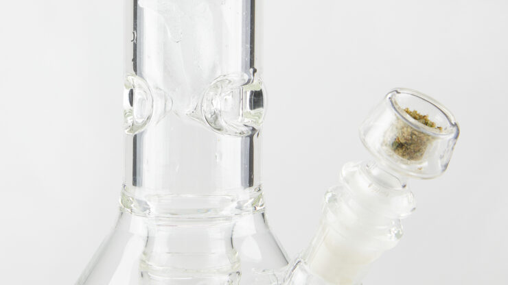 5 Things to Know Before You Buy Your First Bong - Nhlink.net