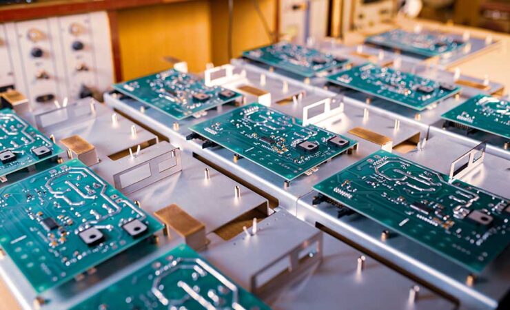 Delving into Multi-layer PCBs: Benefits and Manufacturing - Nhlink.net Delving into Multi-layer PCBs: Benefits and Manufacturing - Nhlink.net
